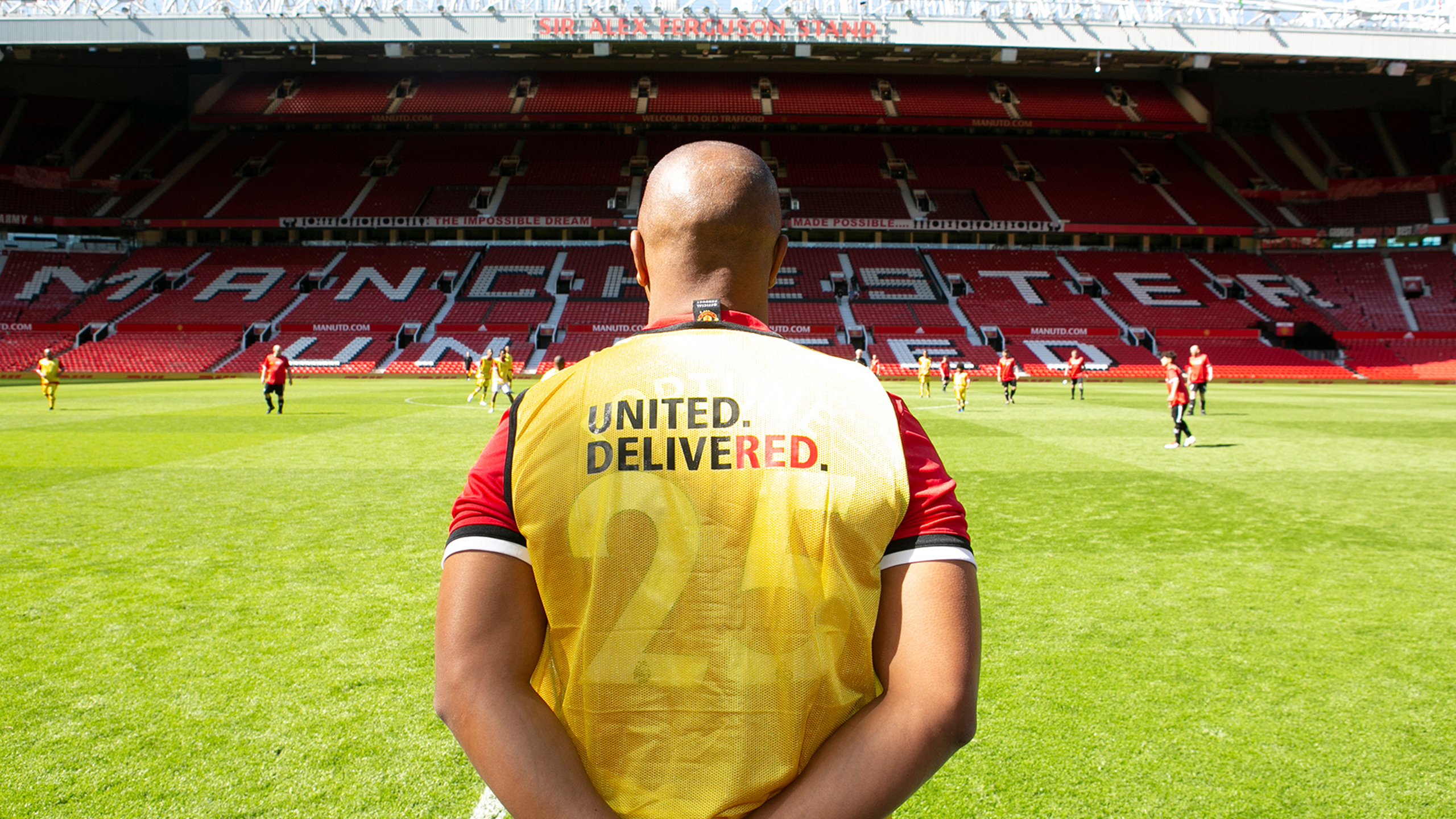 DHL X MANCHESTER UNITED - Bright Partnerships